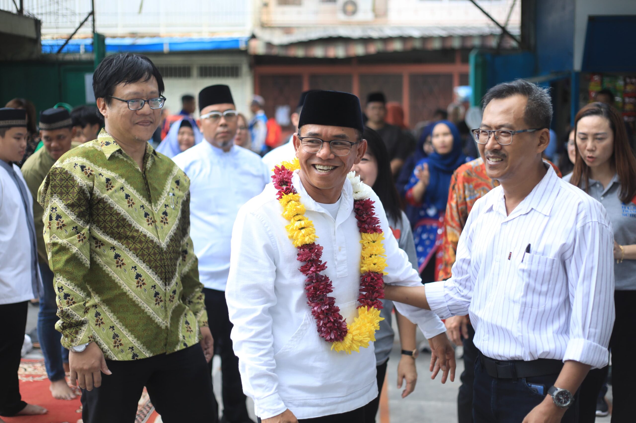 Buka Puasa Bersama KB Yayasan Perguruan Husni Thamrin, Wakil Wali Kota ...